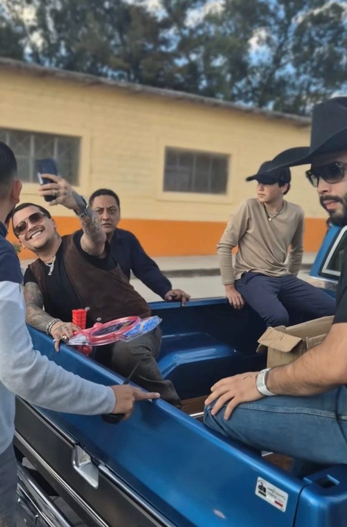 Un juguete, una foto y muchas opiniones: el debate que encendió la ...